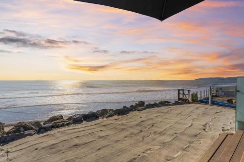 Hawaiian Style Beachfront On Beach Road - Dana Point, CA