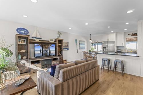 Hideaway C Walk To The Beach Downtown Ac - San Clemente, CA