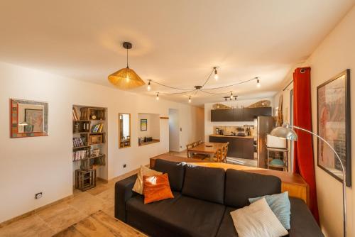 Le Gite Alba - Location saisonnière, 689 Reces, 46700 Floressas (France ...