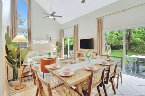 Heatedpoolpatioking Bedsbbqnear Beachplayroom - Jupiter