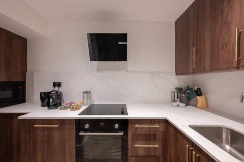 Charles Of Mayfair Basement Studio - London