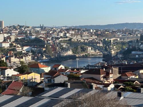 New Douro Tower 305 With Shared Pool And Parking - Porto