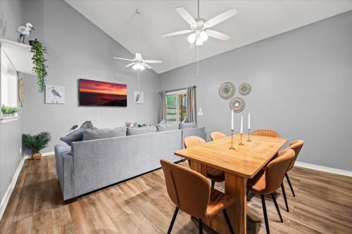 Beachy Retreat - Mins To Uncw & Wrightsville Beach - Wilmington, NC