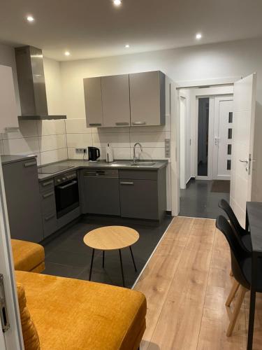 Modernes 2-room Apartment Mit Terrasse - Villingen-Schwenningen