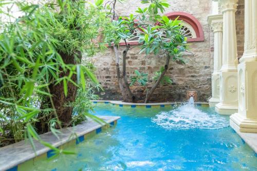 Gopagiri A Unit Of Anandmai Homestay - Gwalior