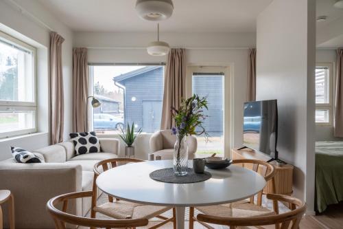 Stylish Two-storey Home, Parking And Sauna - Hämeenlinna