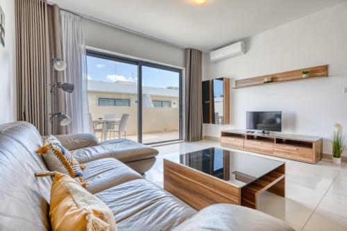 Spacious 2BD Penthouse in the Heart of Sliema - Location saisonnière ...