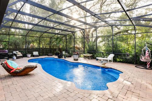 Canal-front Retreat W/ Hot Tub & Dock In Tavares - Mount Dora, FL