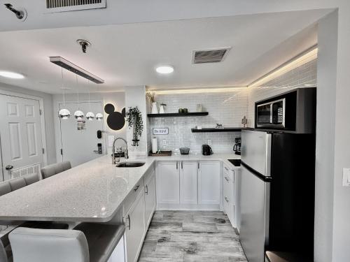 Entire Condo Near Universal Studios In Orlando - Free Resort Access - Orlando, FL