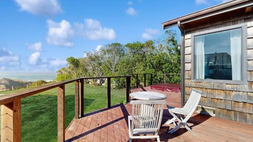 Perched On The Bluff - Casita - Mendocino, CA