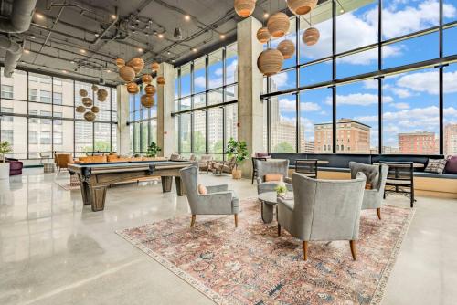 Super Luxury Condo | Mass Ave | Pool+gym+lounge - Mile Square - Downtown - Indianapolis