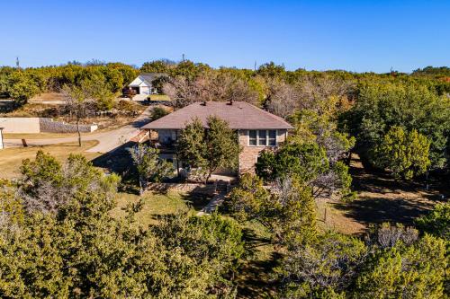 Lakefront 3br Retreat With Dock, Kayaks And Fire Pit - Granbury, TX