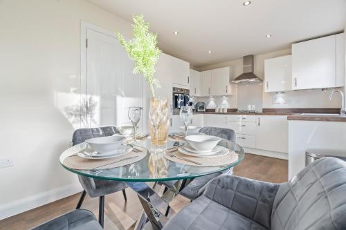 #83 Stylish Wigston Home - Near Bradgate Park - Sleeps 4 -" Perfect For Contractors And Families - F - Leicester