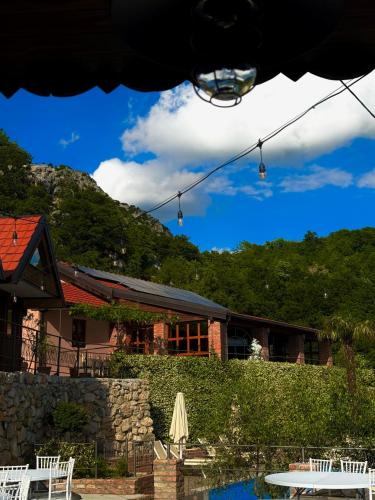 Peuta Hill - Location saisonnière, https://maps.apple.com/?auid ...