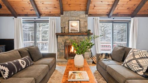 Deer Run Lodge By Avantstay - Roxbury, NY