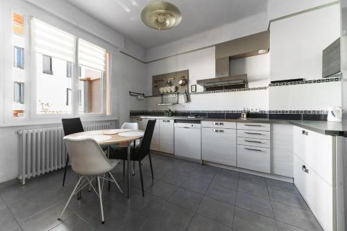 Maison Louis - Maison 3 Chambres Sur 2 Niveaux, Cœur De Ville - Vichy