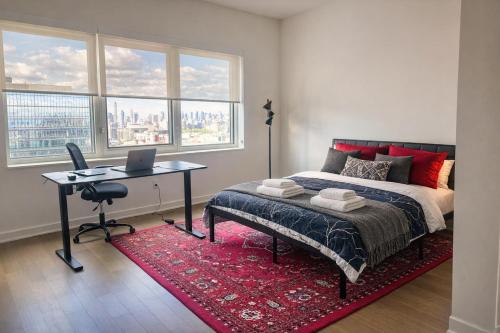Elegant Long Island City Studio With Skyline Views - Richmond Hill - Queens NY