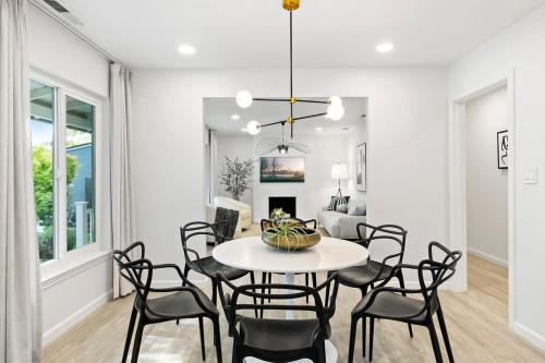 Marbella Lane - 3br Designer Near Valley Fair - Saratoga, CA