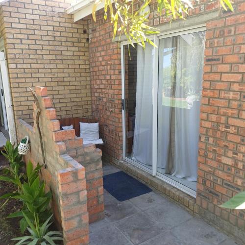 Linga Longa Corner Flat - Beaufort West