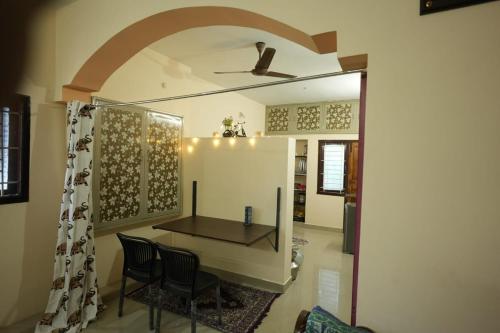 Aura Homestay - Thanjavur