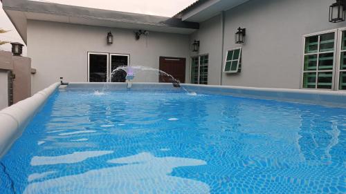 Lapangan Sentosa Homestay Ipoh - Ipoh