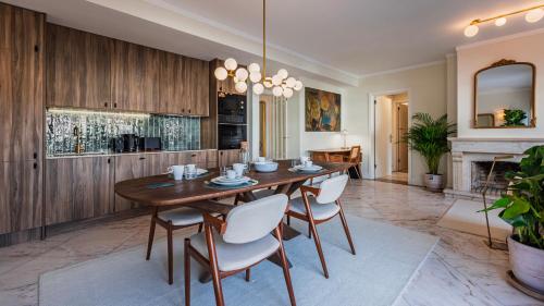 Estoril Upscale Apartment With Pool By Lovelystay - Estoril