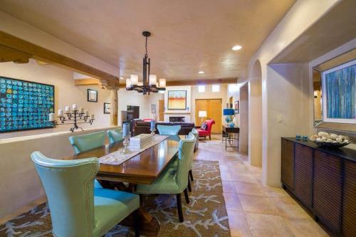 El Corazon De Santa Fe · Courtyard Townhouse - Santa Fe, NM