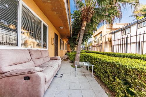 Lovely Single Apartment #11 - Los Angeles