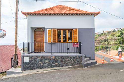 Casa Da Feira - Located In A Peaceful Calheta Area With Sea Views - Estreito da Calheta