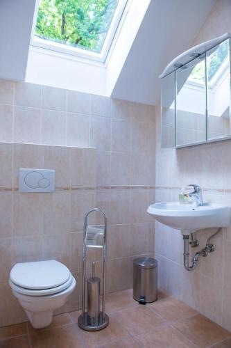 Apartment Kleines Haus Am Rande Des Waldes By Interhome - Kranj