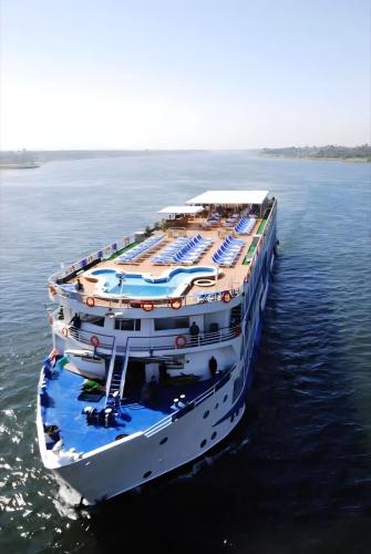 Nile Cruise From Luxor To Aswan 4 Nights From Aswan To Luxor 3 Nights - Louxor
