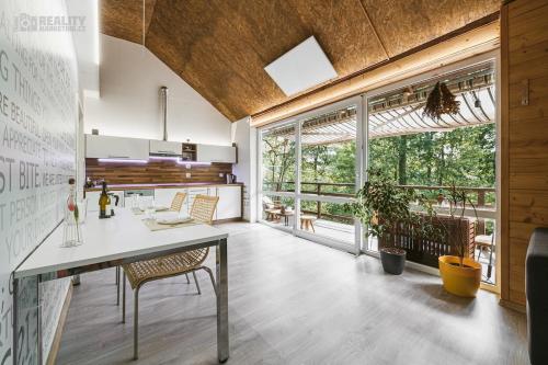 Cabin On The Lake - Privacy With An Amazing Atmosphere - Brno