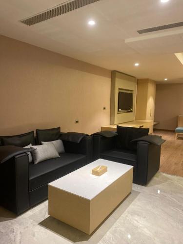Hotel P4 City Center Jabalpur - Jabalpur