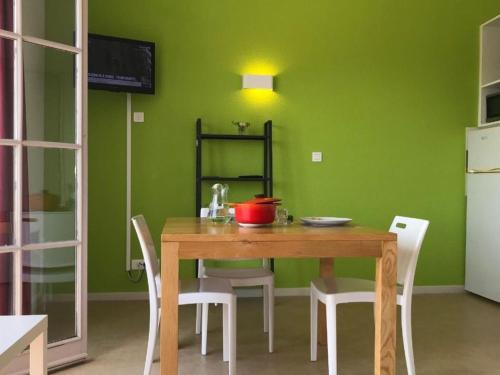 Maison au Carla-Bayle avec terrasse, idéal 2 personnes - API-1-52-1373 ...