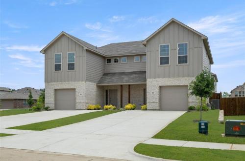 Spacious 6 Bedroom Near Unt & Medical City - Denton, TX