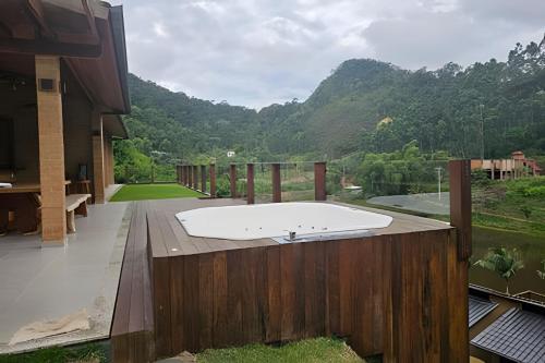 Chales Confortaveis Com Hidromassagem E Vista Para Lago - Espírito Santo (estado)