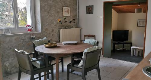 la chambre gourmande, en Richard - Chambre d'hôtes, Auriac-sur ...