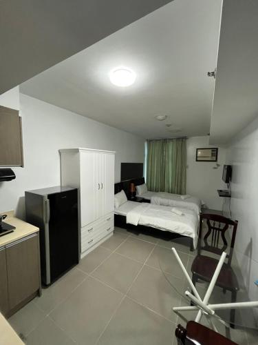 The Serenity Tower 2011 - Manila