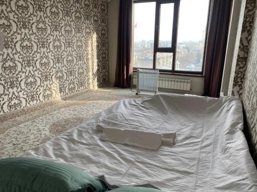 A Room Near Ala-too Square In City Center Best Location In Bishkek, Kyrgyzstan - Bishkek