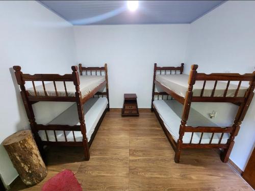 Quartos Em Ubatuba - Cantinho Da Bisa - Ubatuba