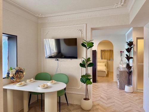 C1 Shibuya, 2 bedrooms and 1 living room 2 bathrooms 2 toilets, 7 mins ...