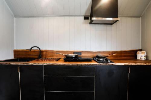 Galbraith Beach Studio 2 - Steps Away From Beach - Apollo Bay