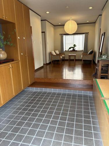 Big House Right By 1st Temple With 3 Bed Rooms - Naruto