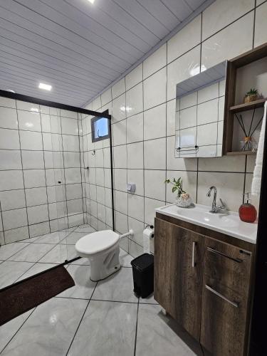 Casa Navegantes-200 Metros Praia-aero-beto Carrero - Navegantes