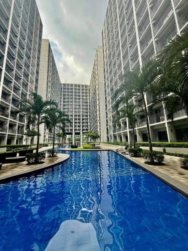 C&j's Staycation  Shore 2 Residences Tower 2  Moa - Pásay