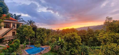 Garden Of Munduk - Munduk