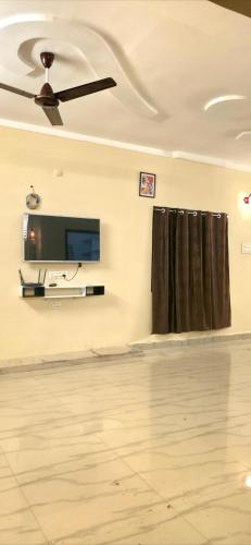 Hn Home Stay - Khammam
