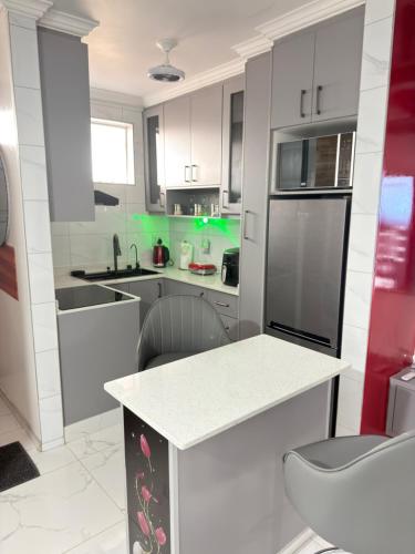 Flowsort Grand Apartments 2 - Durban