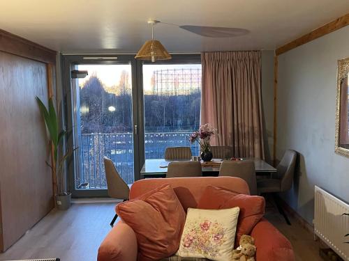 Luxury New York Style Loft Apartment Homestay - Edinburgh