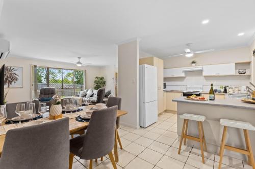 Family & Pet Friendly Coastal Parkside Stay - Fraser Coast Regional